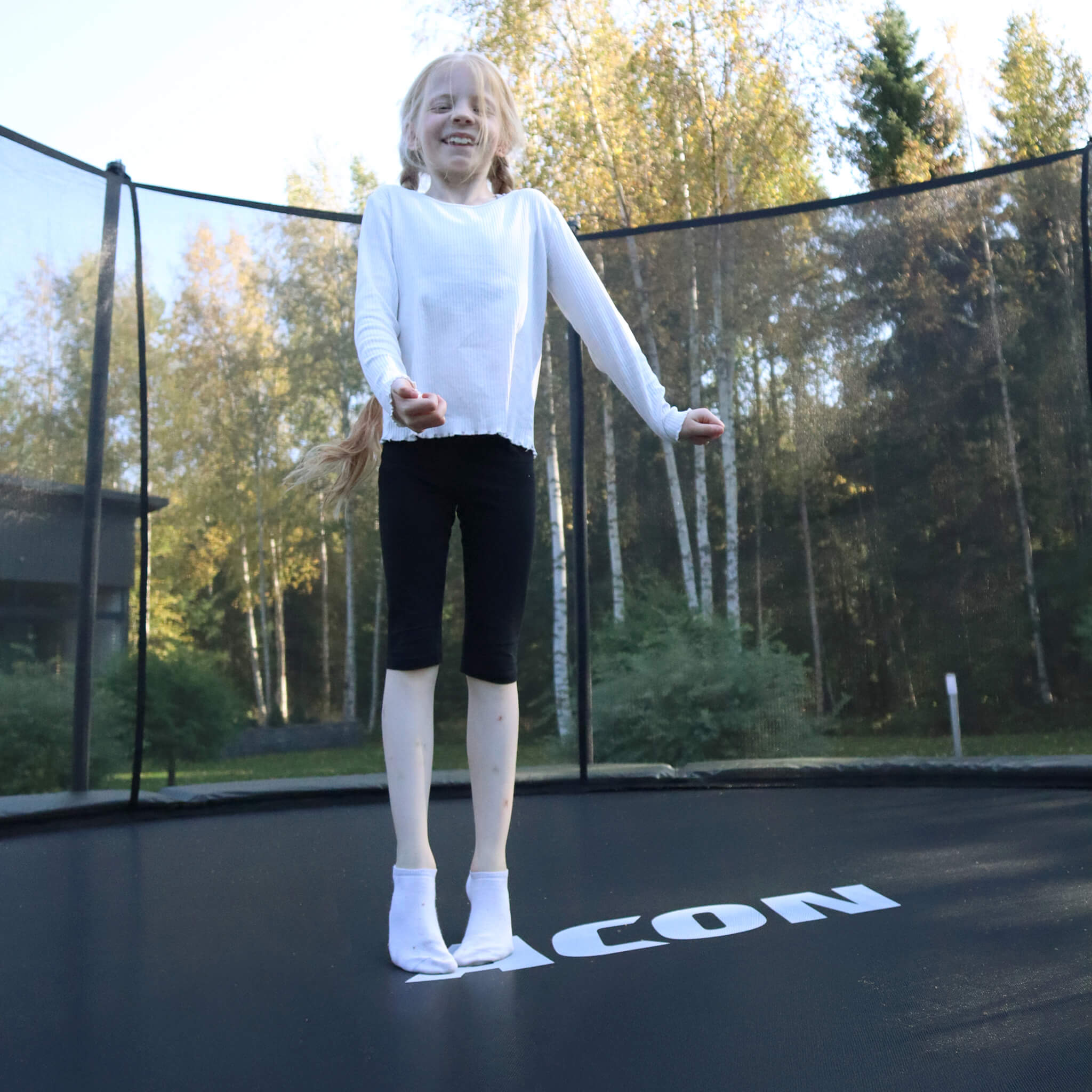 ACON Air 3,7 m trampoliini turvaverkolla – Pieni koko, suuri ...